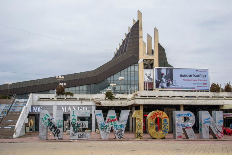 Zwiedzanie Kosowa: co warto wiedzieć przed podróżą?