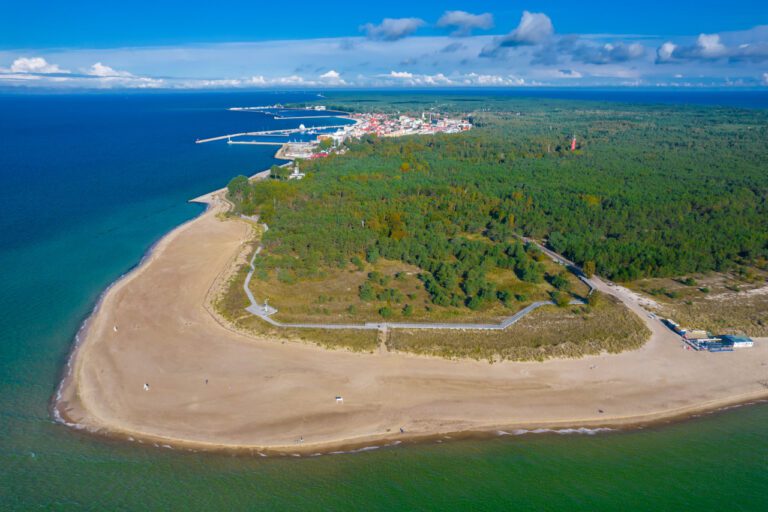 Atrakcje Helu: 17 ciekawych miejsc, które warto zobaczyć